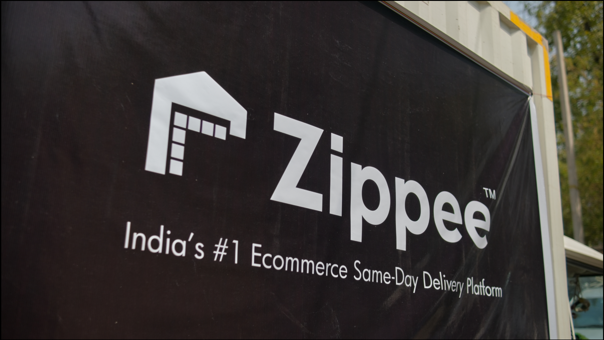 Zippee | Sustainability in Last-Mile Delivery: Zippee Approach